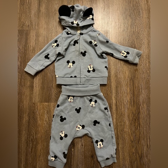 H&M | Matching Sets | Hm Disney Mickey Mouse Baby Size 46 Months Blue ...